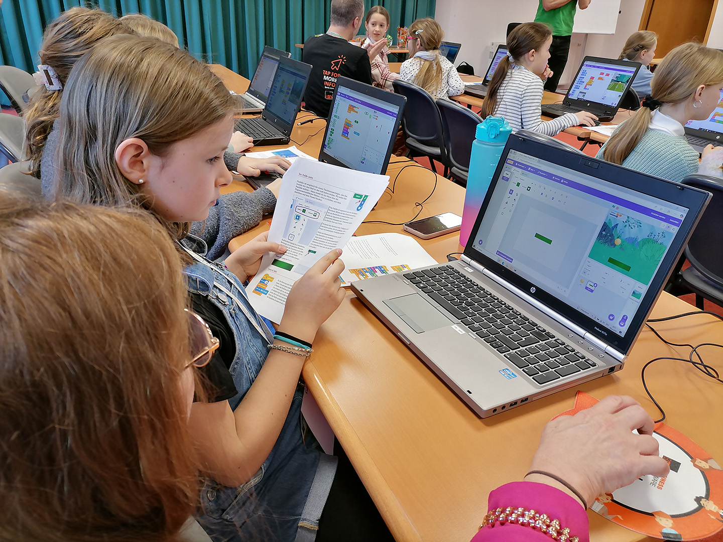 46 Mädchen beim Girls Special 2025 | CoderDojo Steyr